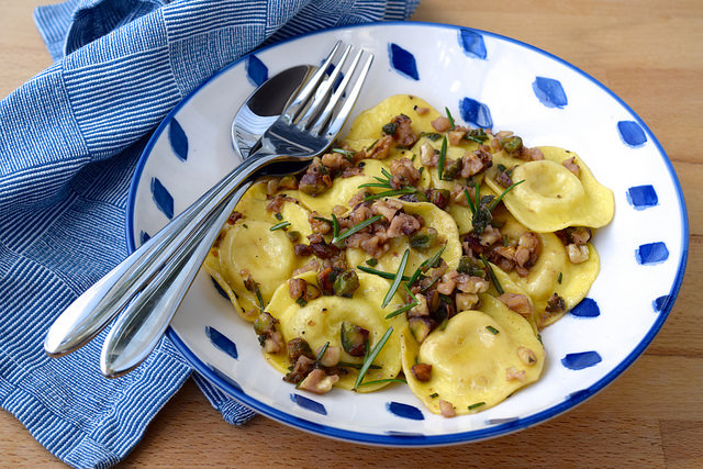 Student Suppers: 10 Minute Ravioli in a Nutty Herby Butter | Rachel Phipps