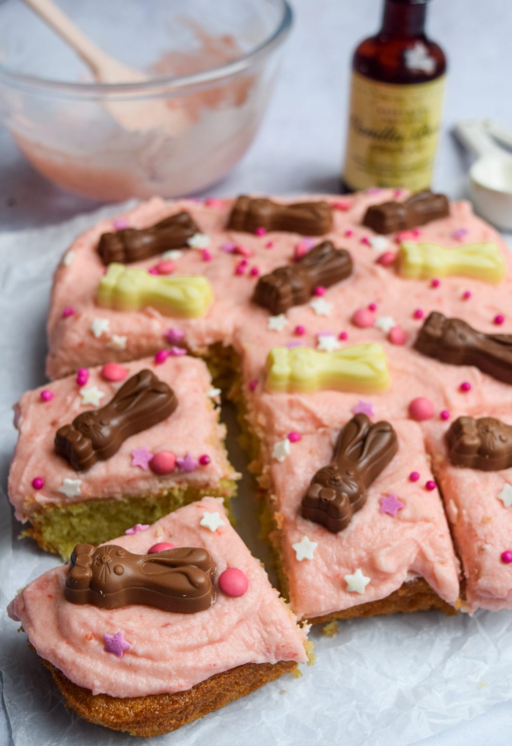 Neapolitan Vanilla Bean & Fresh Strawberry Easter Bunny Snacking Cake ...
