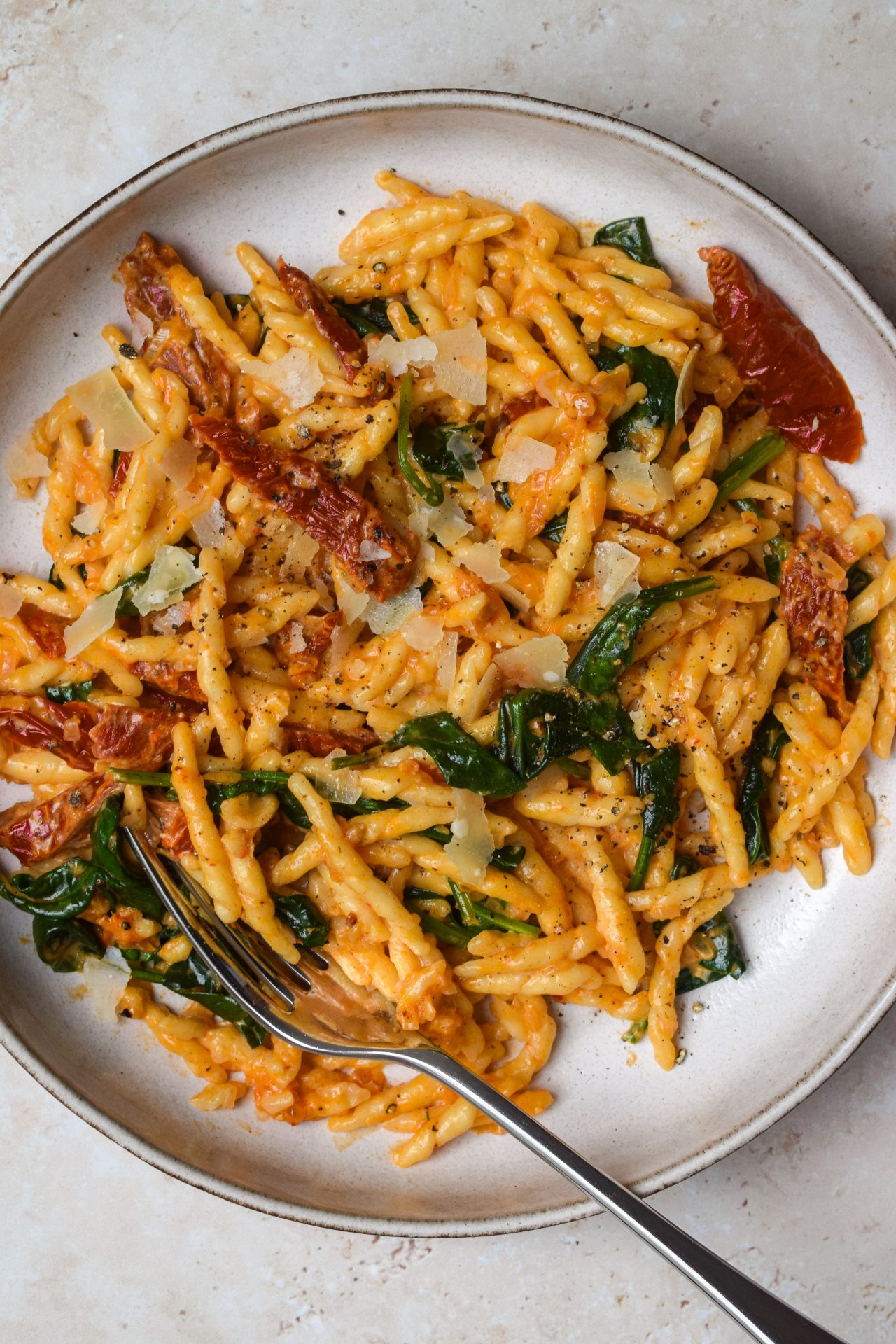 Creamy Tuscan Sun-dried Tomato and Spinach Pasta | Rachel Phipps